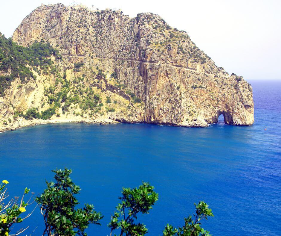 Tourisme à BÉJAÏA: ce qu'il ne faut pas rater ! - HOTELO Booking Algérie